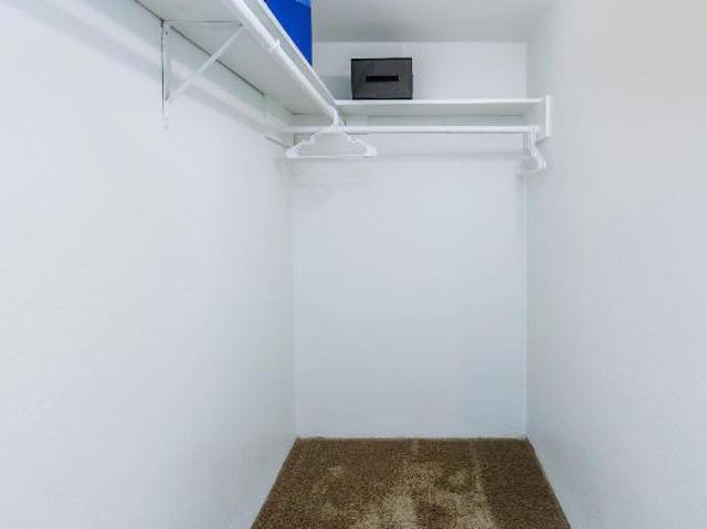 1 Br, 1 bath, Apartment 2200 Murphy Drive