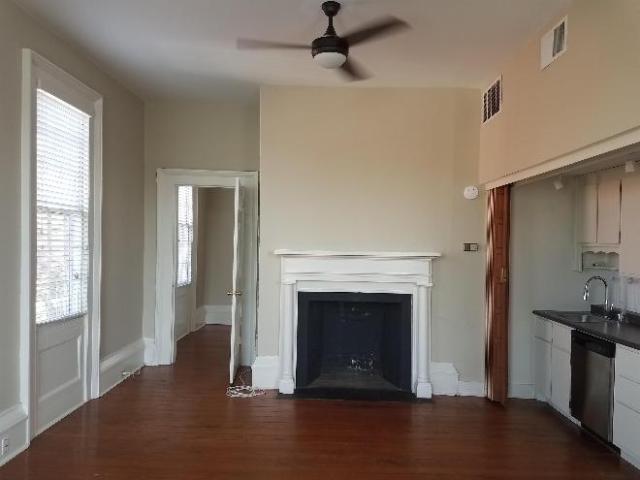 1 Br, 1 bath, Apartment 220 Calhoun St