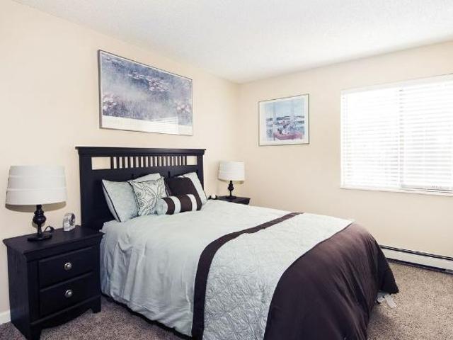 1 Br, 1 bath, Apartment 2211 Pratt Street