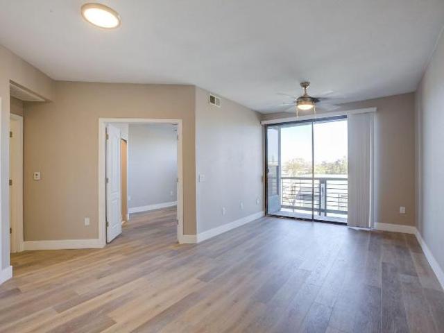 1 Br, 1 bath, Apartment 2220 E Beardsley Rd
