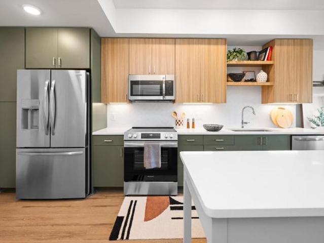 1 Br, 1 bath, Apartment 222 N West St