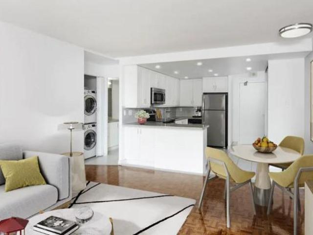 1 Br, 1 bath, Apartment 235 Bloor Street East