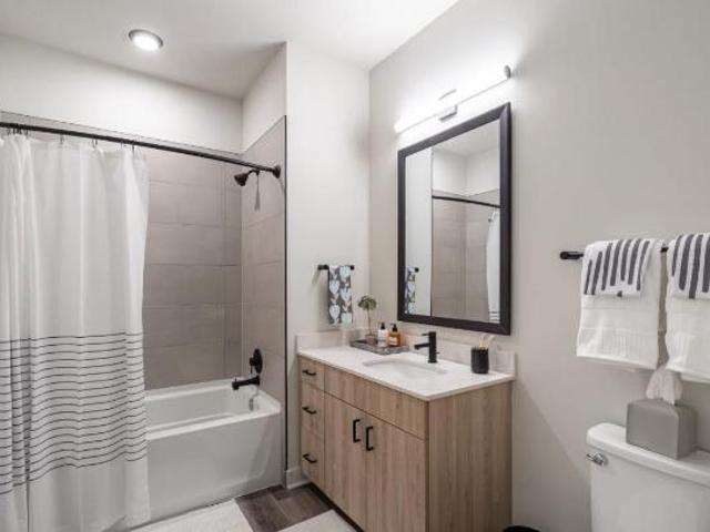 1 Br, 1 bath, Apartment 235 E Prospect Ave