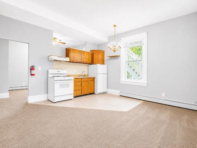 1 Br, 1 bath, Apartment 239 Vine St