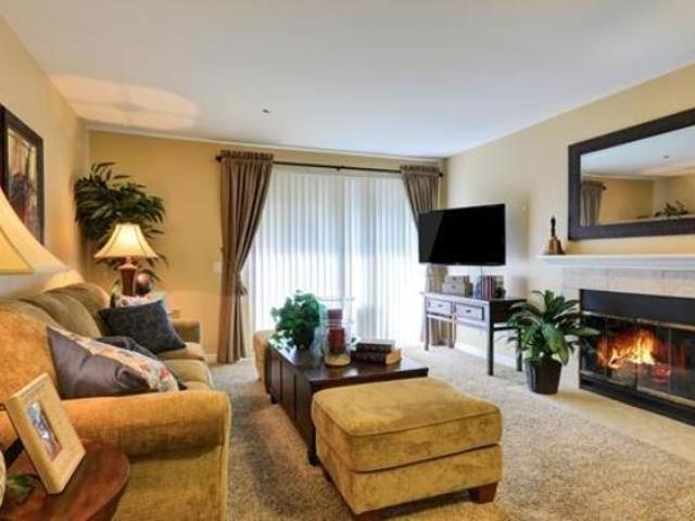 1 Br, 1 bath, Apartment 2300 Rising Glen Way