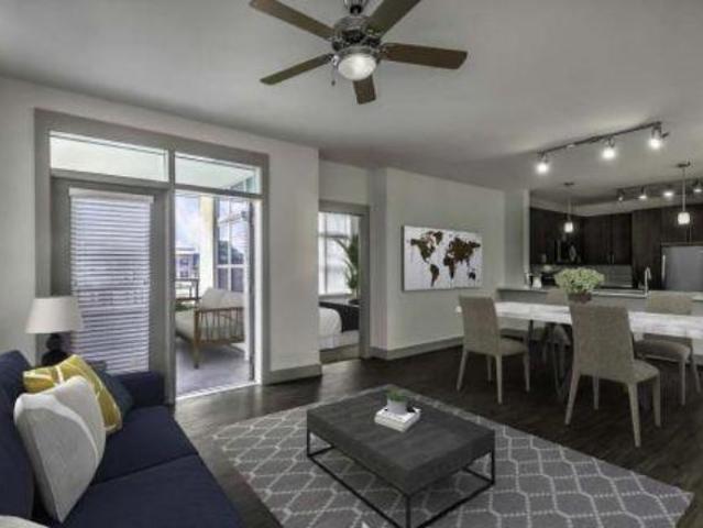 1 Br, 1 bath, Apartment 2300 South Blvd