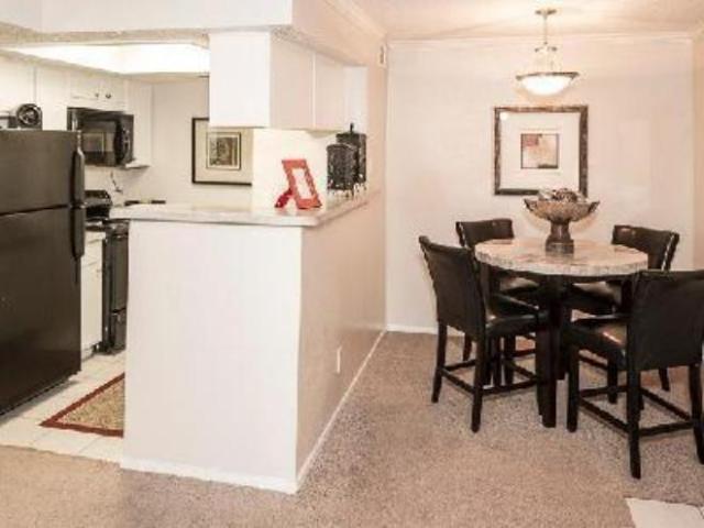 1 Br, 1 bath, Apartment 2308 Fair Oaks Drive