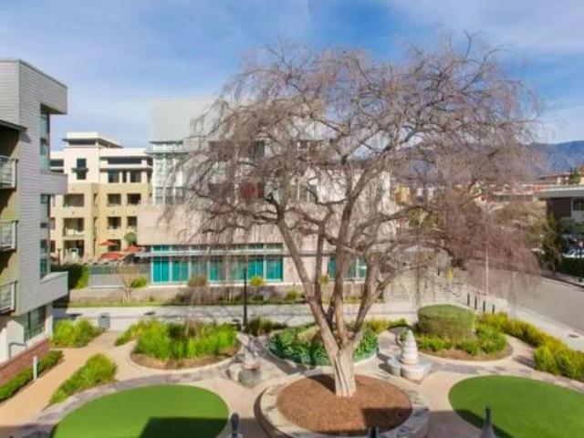 1 Br, 1 bath, Apartment 231 S De Lacey Ave