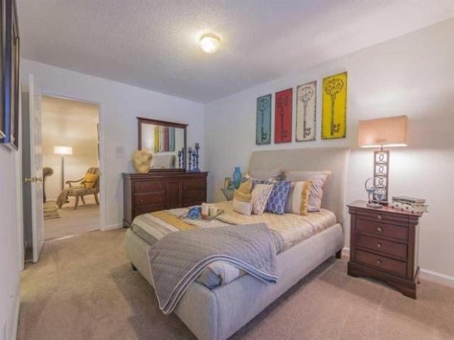 1 Br, 1 bath, Apartment 2410 Allerton Way