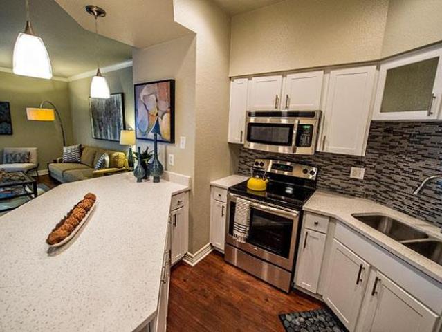 1 Br, 1 bath, Apartment 2427 Allen St