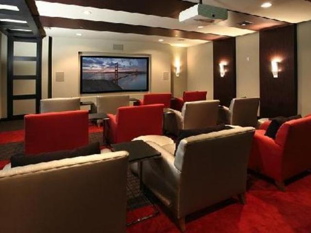 1 Br, 1 bath, Apartment 2555 Main Street