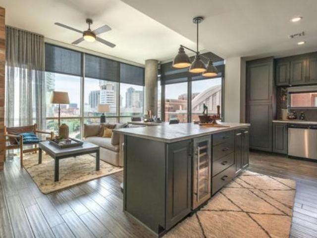 1 Br, 1 bath, Apartment 2588 N Houston Street