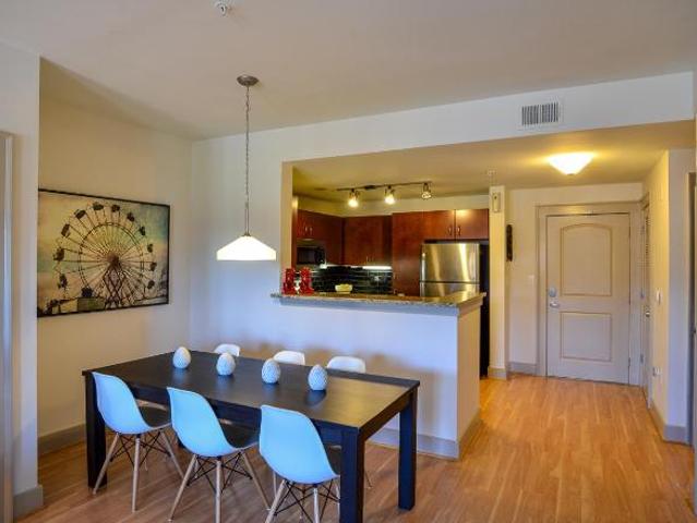 1 Br, 1 bath, Apartment 2591 Piedmont Road NE