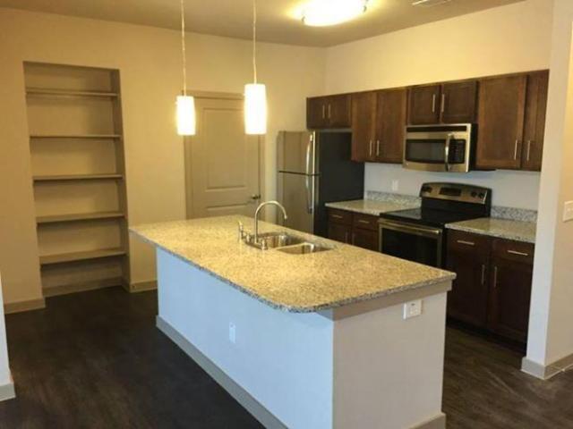 1 Br, 1 bath, Apartment 2500 Pepperwood Street