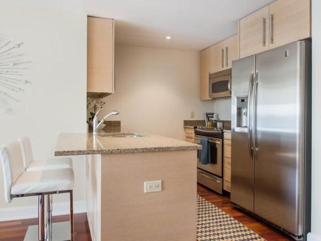 1 Br, 1 bath, Apartment 250 First Avenue