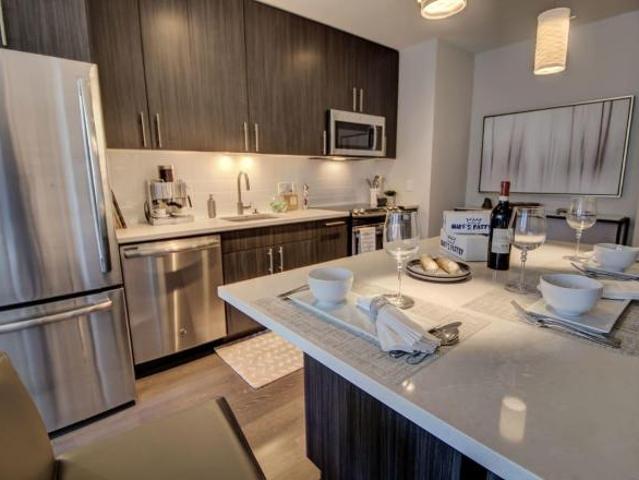 1 Br, 1 bath, Apartment 25 Northern Avenue