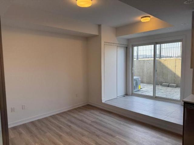 1 Br, 1 bath, Apartment 25 Palace Street