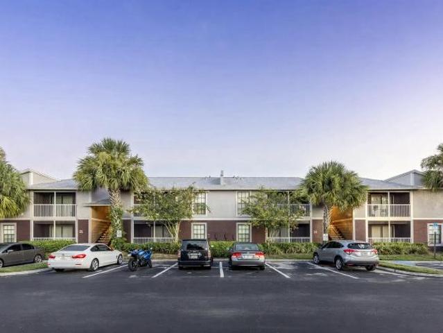 1 Br, 1 bath, Apartment 26675 Players Circle