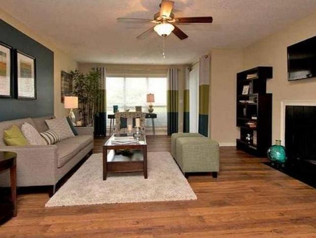 1 Br, 1 bath, Apartment 2696 N Druid Hills Road NE