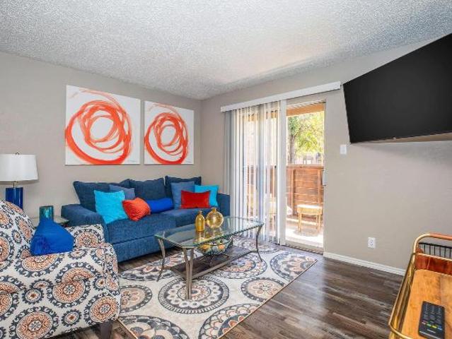 1 Br, 1 bath, Apartment 2601 Frankford Rd