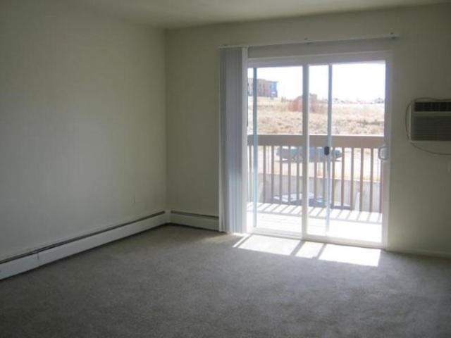 1 Br, 1 bath, Apartment 2605 Verde Drive