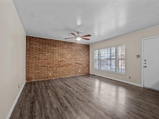 1 Br, 1 bath, Apartment 2606 Enfield Road