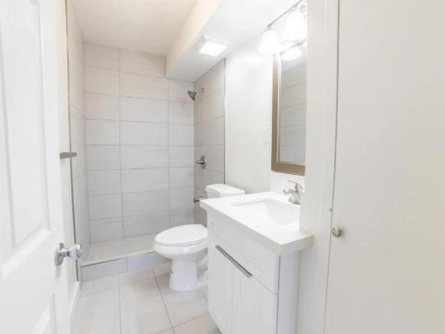 1 Br, 1 bath, Apartment 2612 Kapiolani Blvd