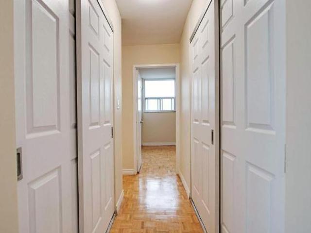 1 Br, 1 bath, Apartment 263 Pharmacy Avenue