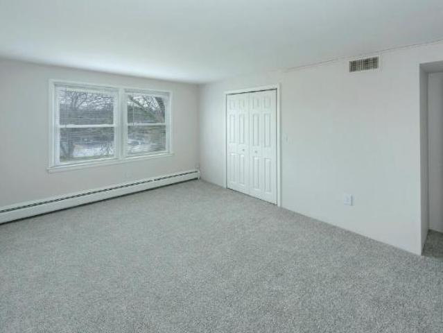 1 Br, 1 bath, Apartment 26 Arthur Ave