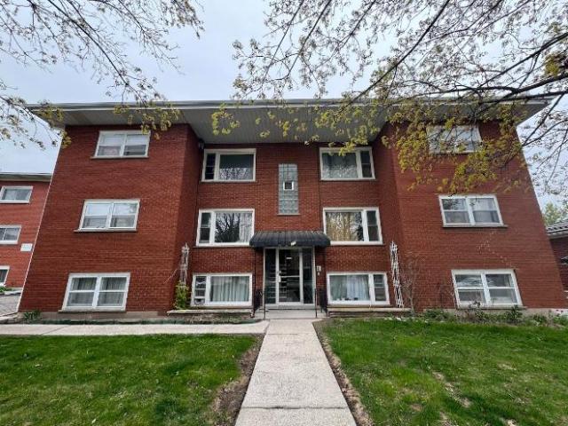 1 Br, 1 bath, Apartment 274 Ottawa Street South