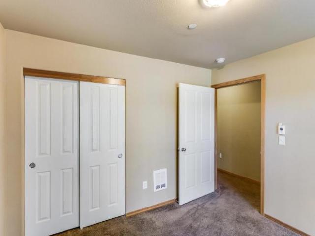 1 Br, 1 bath, Apartment 2750 SW Indian Ave