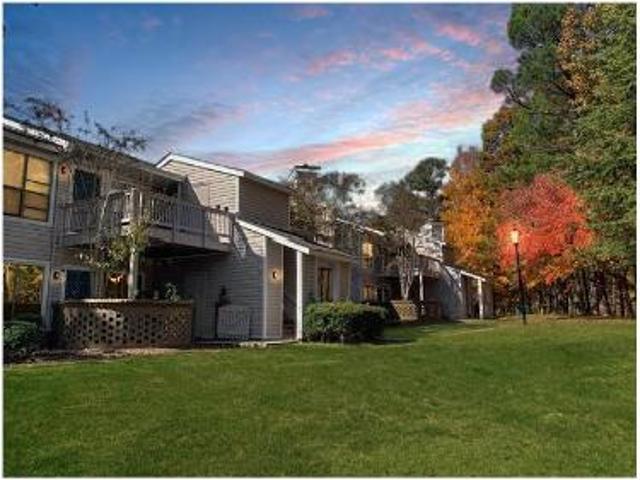 1 Br, 1 bath, Apartment 2701 Homestead Rd