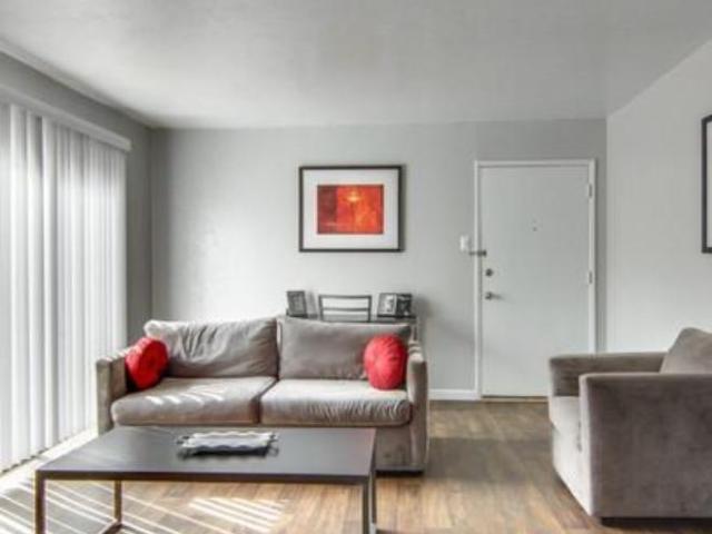 1 Br, 1 bath, Apartment 2706 Cookscreek Place