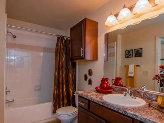 1 Br, 1 bath, Apartment 2737 NW 140th St