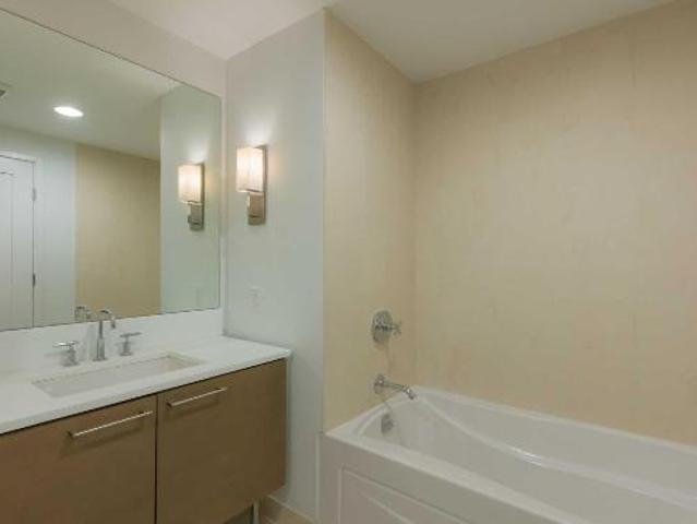 1 Br, 1 bath, Apartment 285 Third Street