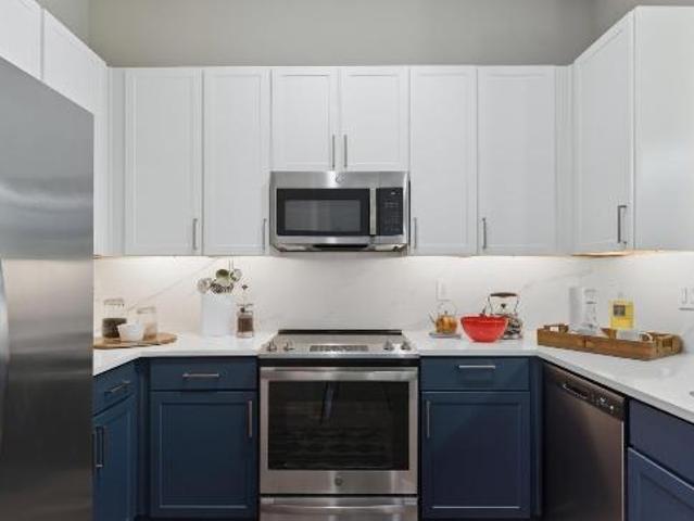 1 Br, 1 bath, Apartment 2901 Indiana Blvd