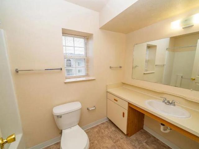 1 Br, 1 bath, Apartment 29181 Tracy Creek Dr