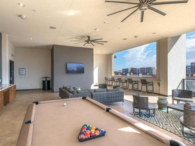 1 Br, 1 bath, Apartment 2924 Lucas Dr