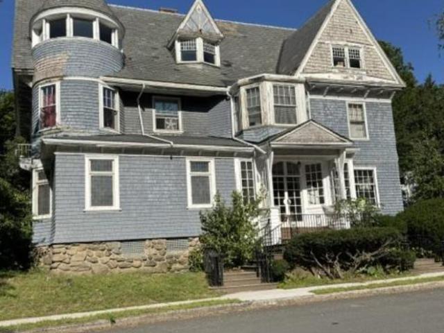 1 Br, 1 bath, Apartment 2 Richmond St