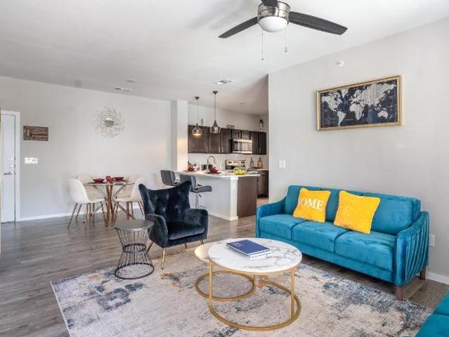 1 Br, 1 bath, Apartment 305 West Farm 1187