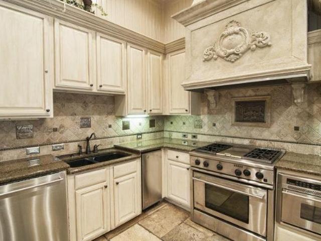 1 Br, 1 bath, Apartment 3001 Northeast Expy Ne