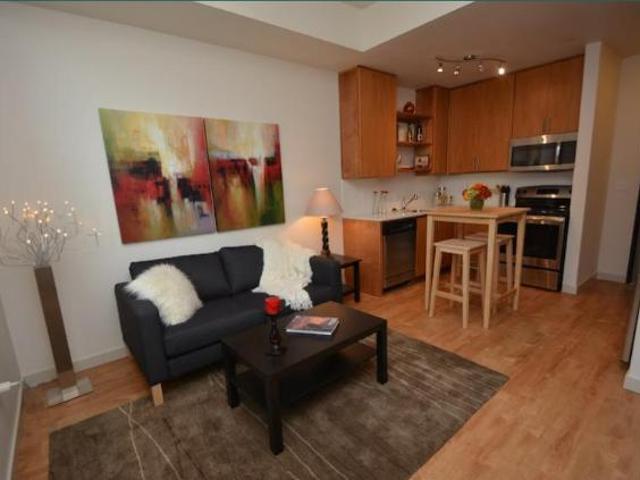 1 Br, 1 bath, Apartment 3013 SE Hawthorne Blvd