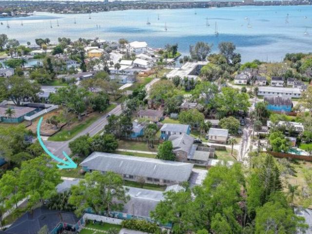 1 Br, 1 bath, Apartment 3017 49th Street South