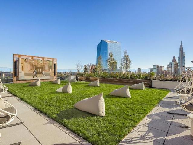 1 Br, 1 bath, Apartment 3025 John F Kennedy Boulevard