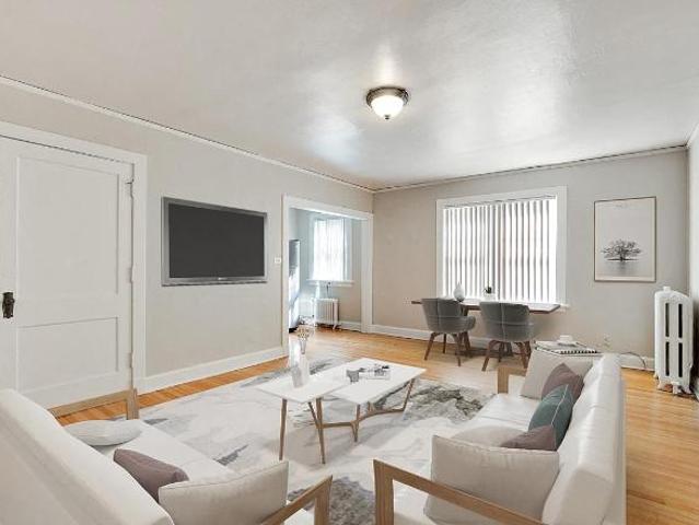 1 Br, 1 bath, Apartment 3030 E 17th Avenue