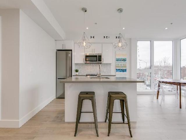1 Br, 1 bath, Apartment 303 Saint Helens Avenue
