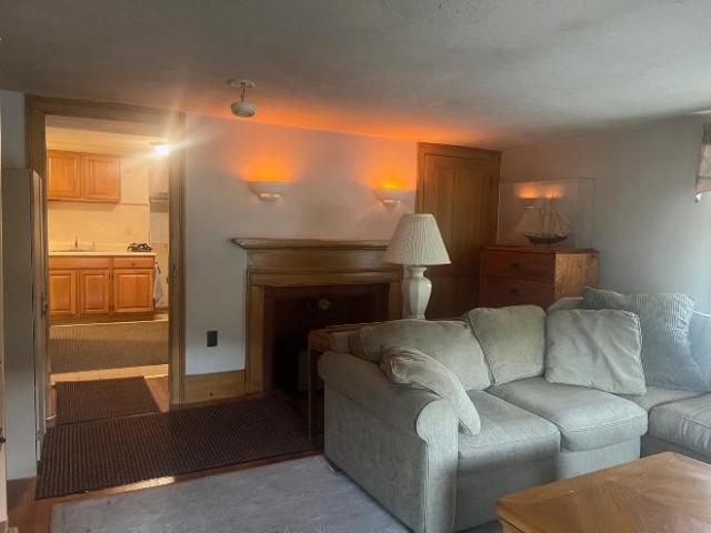 1 Br, 1 bath, Apartment 316 South st