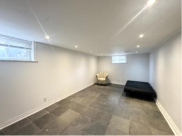 1 Br, 1 bath, Apartment 319 William Forster Road