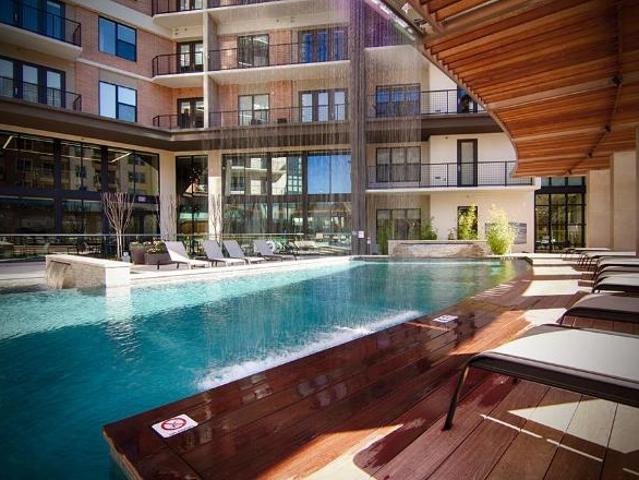 1 Br, 1 bath, Apartment 3100 Carlisle St