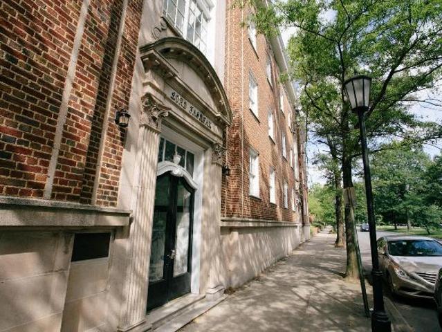 1 Br, 1 bath, Apartment 3107 Monument Avenue